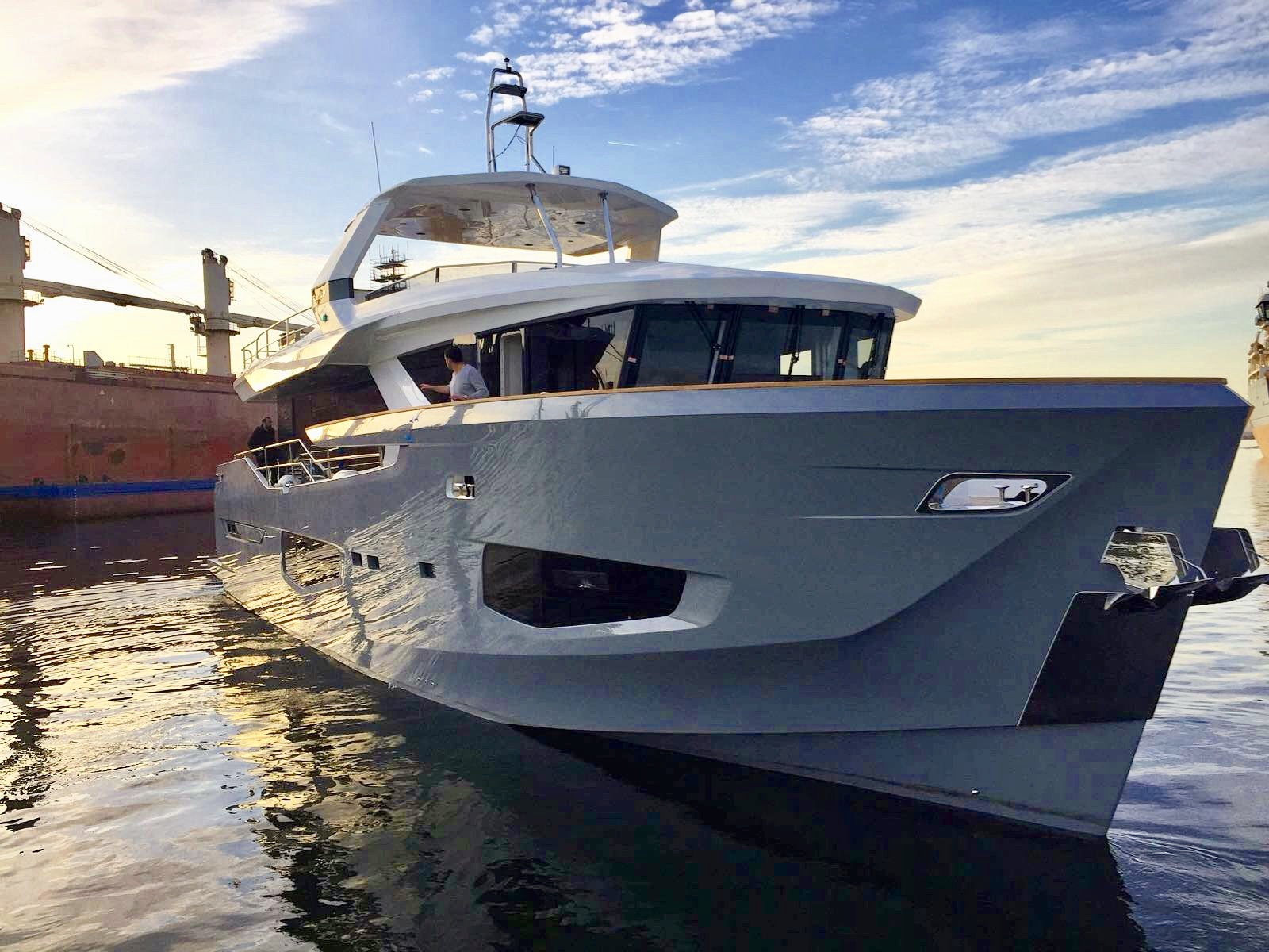 New 26XP from Numarine - The Howorths